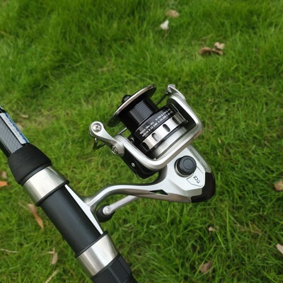 迪佳GEAC远投轮9轴纺车轮海钓轮