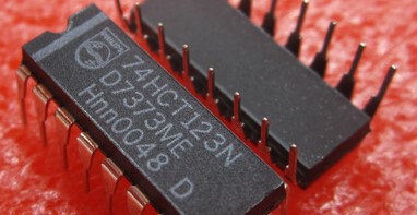 全新 74HC123N HD74HC123AP SN74HC123N MM74HC123AN 直插DIP16