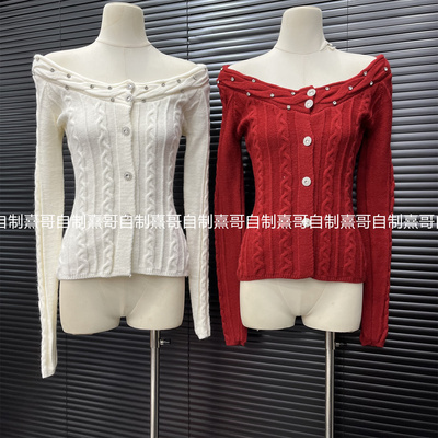 圣诞节新衣重工镶钻一字肩针织衫女红色收腰修身显瘦气质开衫毛衣