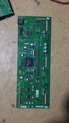 日立42PD300TC 逻辑板LGE PDP 配LG 42V6屏 6870QCE014B