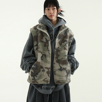 国内现货25A/W camo pattern fleece dumble vest 迷彩摇粒绒马甲