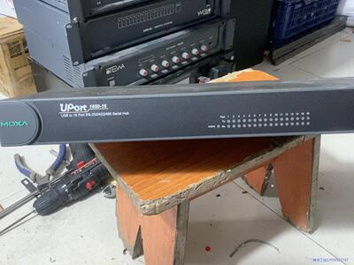MOXA  UPOrt 1650-16转换器，功能包好需要私议价商品