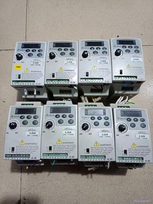 台达变频器 VFD002L21A，九成新，功能正常，标价为每议价商品
