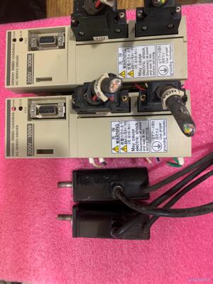OMRON驱动R88D-UA04HA，R88M-U10030HA议价商品