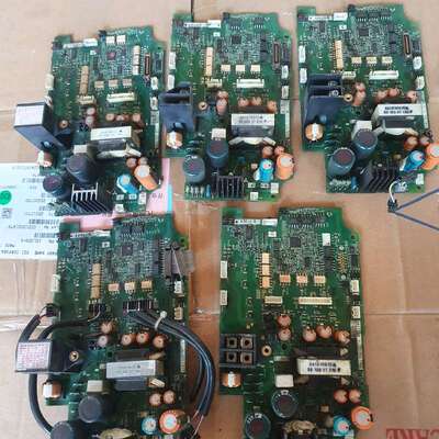 议价a74ma15d的上面三张成色好，下面2个有些磕碰，可维修