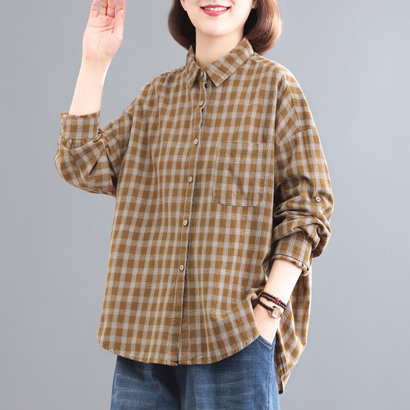 孔雀飞飞春装新款韩版大码遮肉复古洋气时髦减龄气质格子衬衫女