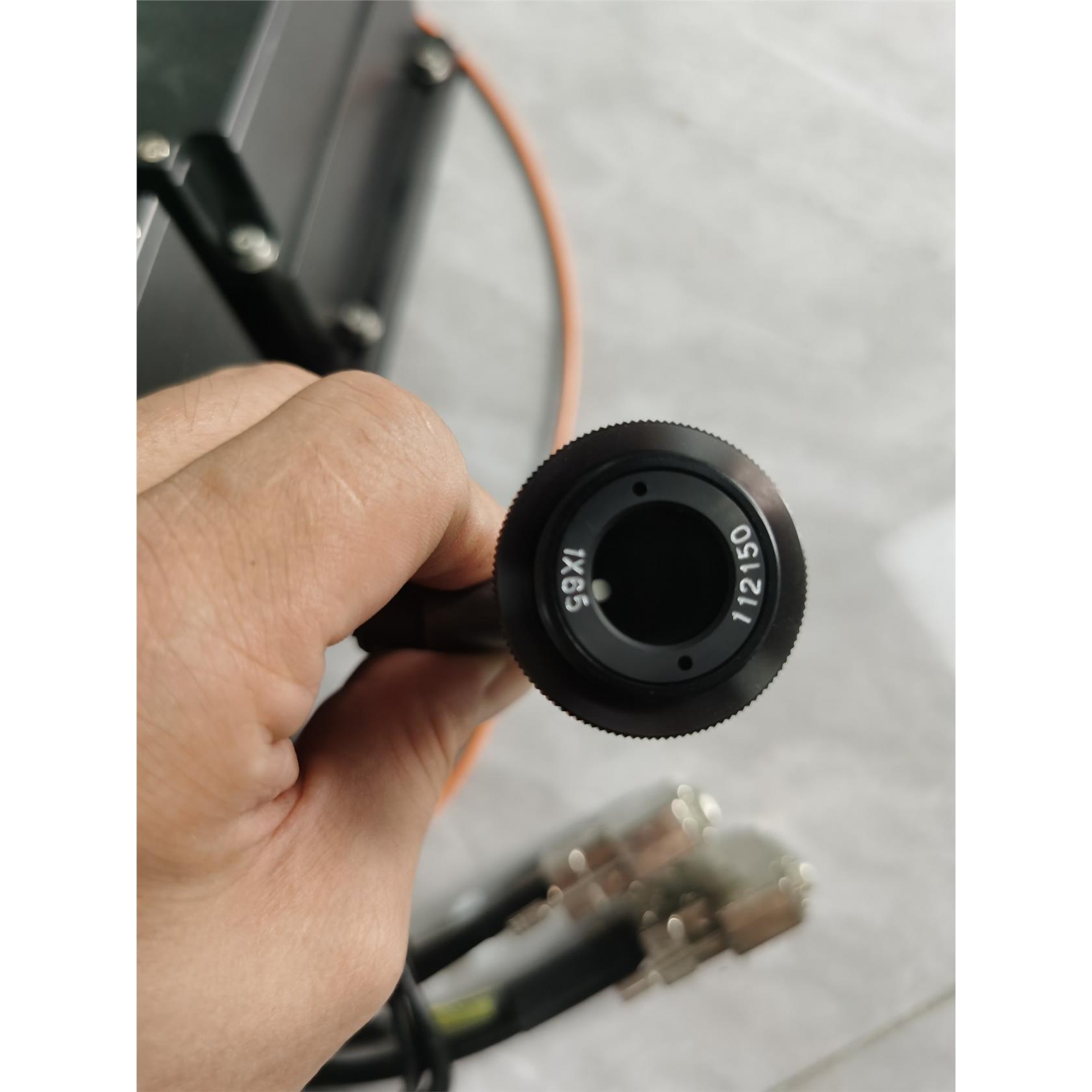 工业远心镜头，型号1X65，成色新，镜片通透无霉点。黑色金属