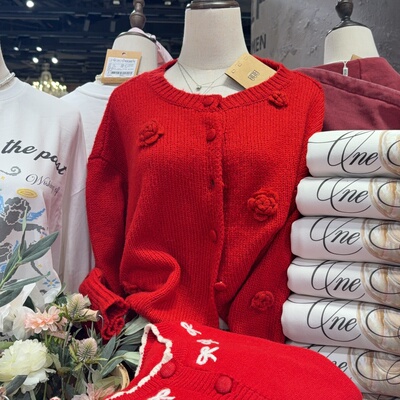 ONE MOMENT正品立体花朵针织开衫女系扣宽松显瘦毛衣外套上衣