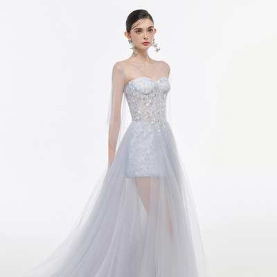 越南JOSEPHINE 2025年春季新款繁复精致蕾丝花纹理感收腰吊带裙