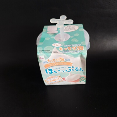 日本大创起泡瓶打泡杯手动起泡杯