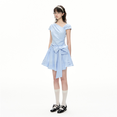 Romance Nanci 蓝色斜肩设计感蝴蝶结绑带连衣裙夏季新款