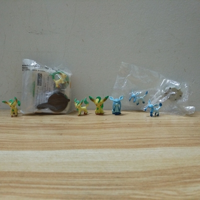 NO.470-471叶伊布冰伊布食玩神奇宝贝宠物小精灵宝可梦