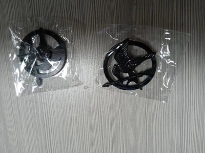 露比斯饥饿游戏嘲笑鸟胸针