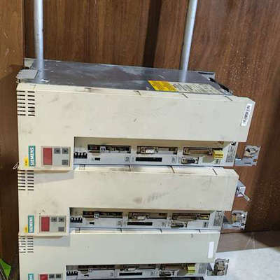 议价MasterDrives MC DC/AC驱动器，型号