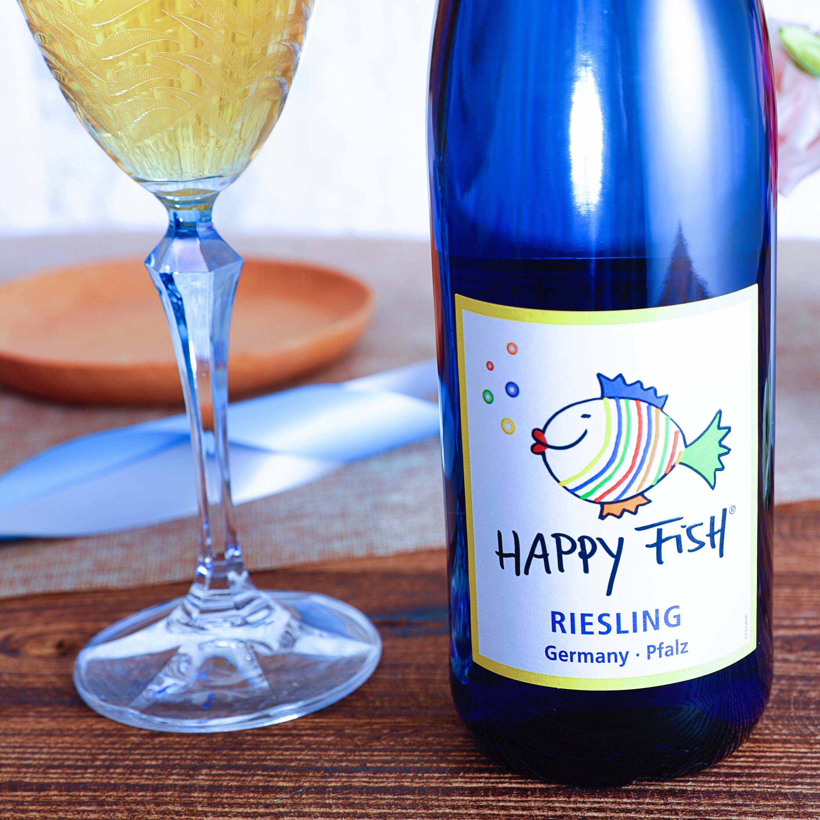即将绝版!德国Happy Fish Riesling快乐鱼雷司令半甜白 葡萄窖主