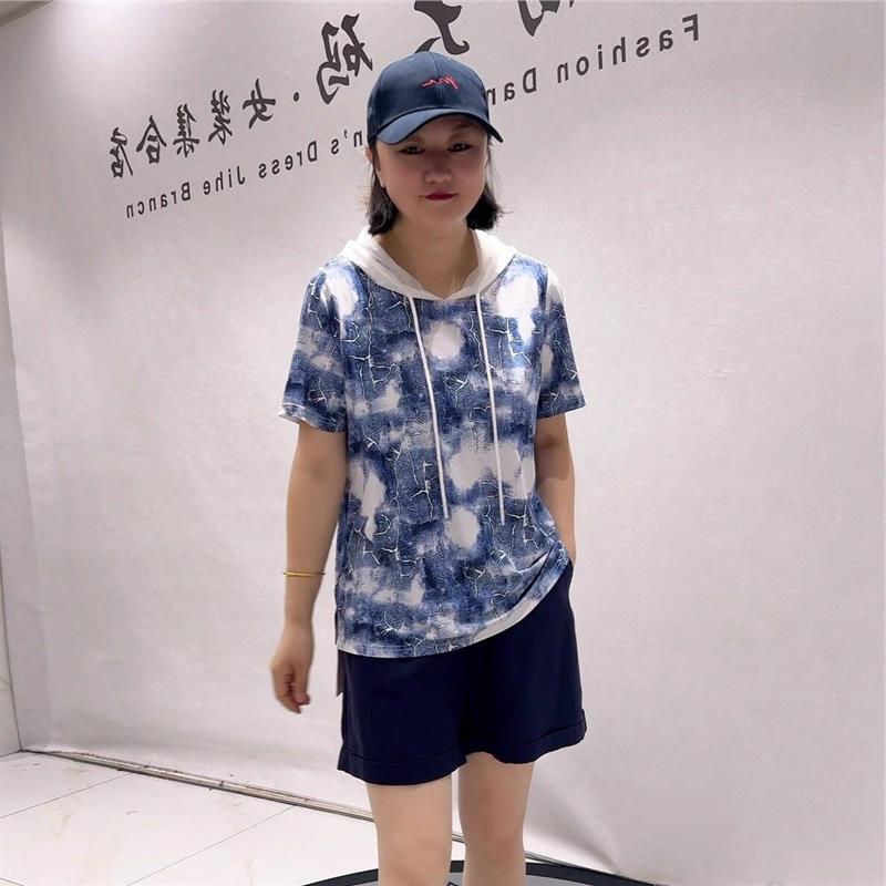 芮娜依莲T恤2026夏季上衣9273连帽短袖加肥加大码女装显瘦气质衫