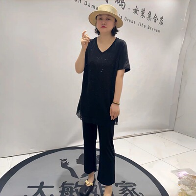 5302芮娜依莲夏季新款加肥大码女装通勤立体剪裁V领小衫两件套装