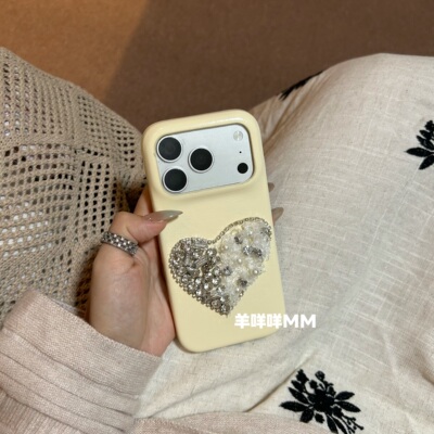 羊咩咩MM皮质闪钻爱心蝴蝶适用苹果17ProMax手机壳防摔少女心iPhone16Pro高级感15小众ins韩系17Pro保护套