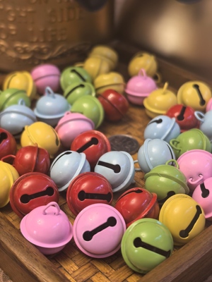 DIY配件金属彩色大号铃铛挂件吊坠10个一份发挂件胸针串珠等辅料