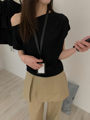 HH studio 韩系高级设计感佩吊牌斜肩T恤春夏新款简约百搭上衣女