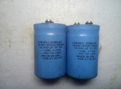 美国大D CORNELL DUBILIER DCMX系列 75V 18000UF 螺丝脚电容