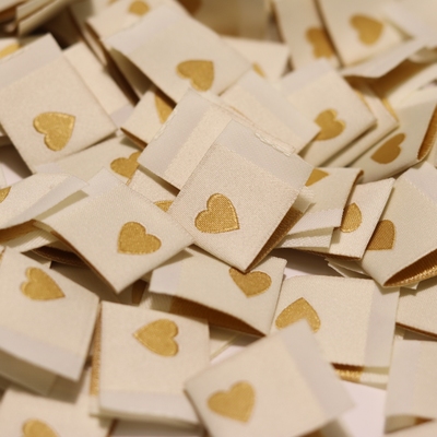 双面爱心对折织唛大肠圈布标服装辅料领标设计定制织标工厂现货