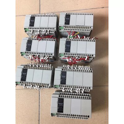 议价AFPXHC40R-F.1.6版本.继电器输出.九成新.