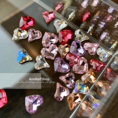 AONNAIL【钻】多巴胺小猴子美甲钻同款立体胖桃心异形K9施家同