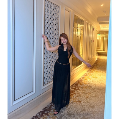 优雅永存 法式复古性感云感纱挂脖遮肉显瘦设计师款连衣裙G188