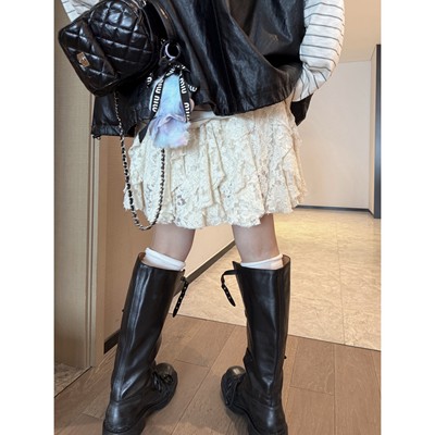 蕾丝短裙甜美少女减龄半身裙