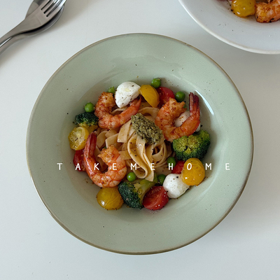 Tuxton匠人手捏不规则草帽盘汤盘清新牛油果绿盘子釉下彩深盘