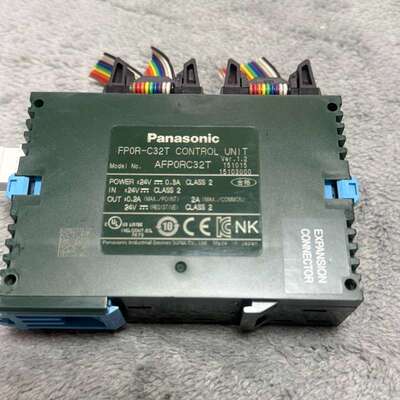 松下PLC控制单元，型号FP0R-C32T，AFPORC32--议价商品