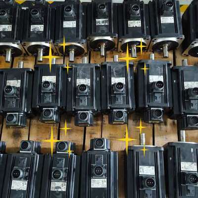 伺服电机ECMA-F11318SS，输入电压110V，输【议】