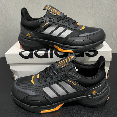 阿迪达斯男女厚底耐磨跑步鞋
