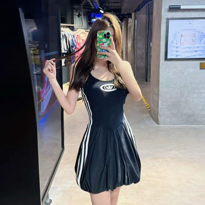阿迪达斯三叶草吊带短裙连衣裙