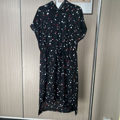 9388品牌撤柜南油货夏季连帽新款波点连衣裙女收腰设计过膝款长裙