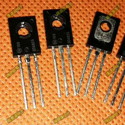 全新原装 BD681G BD682G 一对 TO-126 三极管 可直接拍