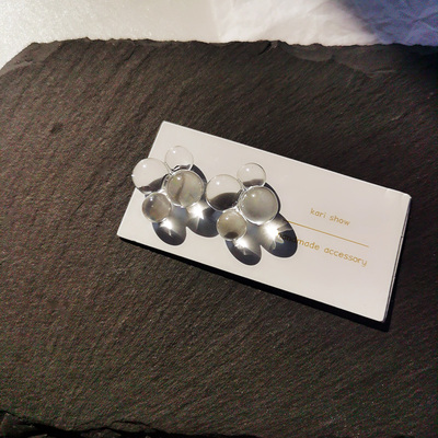 日系小众简约质感透明水滴耳饰