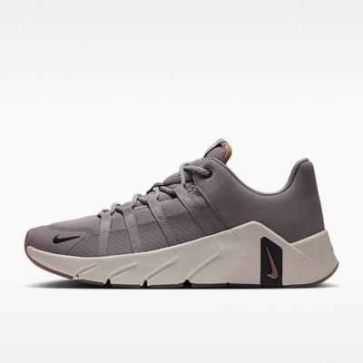 耐克男鞋舒适透气训练休闲鞋