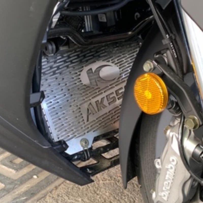 mtkracing光阳AK550专用不锈钢改装水箱网水箱保护罩 脚踏板