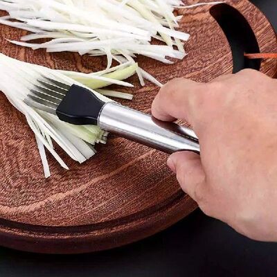 1Pc Scallion Slicer With Cover Stainless Steel Onion Cutter