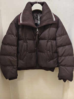 实体正品FT269031高端百搭翻领洋气短款羽绒服外套2025冬季新女B