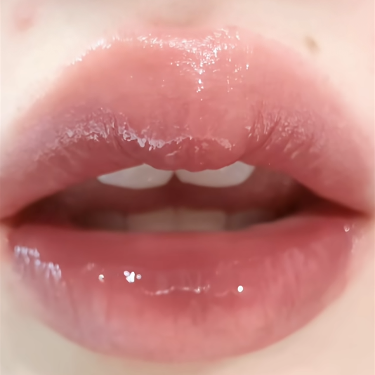 好小众的清冷玫瑰灰棕色 紫丁香藕紫色镜光口红固体唇冻唇膏裸灰