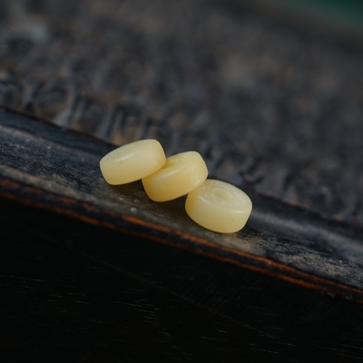 8mm天然陀骨药片珠百搭藏式菩提隔珠配饰文玩散珠配串垫片骨珠