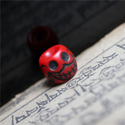 西藏特色合成红蜡红色料器手工雕刻骷髅头配珠星月菩提穿手串配饰