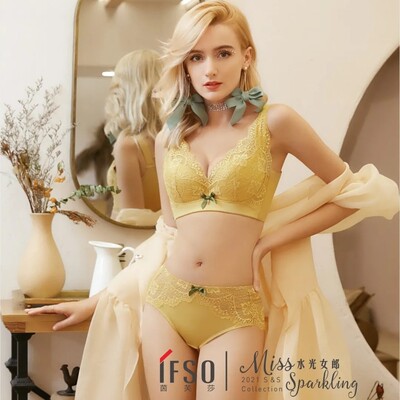 美背乳胶薄杯文胸无痕内衣