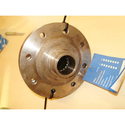 Differential Achse Gehl Ersatzteil 381700311022 ca.35er Well