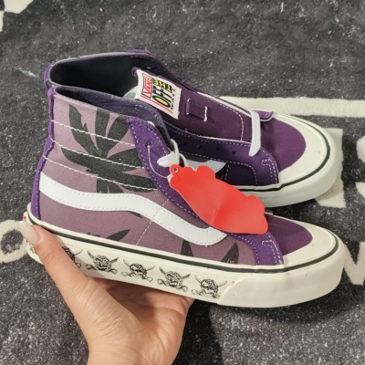 Vans Sk8-Hi紫色海盗印花高帮男女休闲板鞋 VN0A3MV1VSD