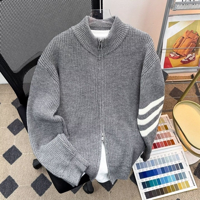 20242024秋冬新款开衫毛衣美式复古休闲慵懒风V领针织衫男纯色外