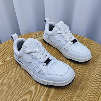 TWTW正品真皮板鞋女设计感小众2023百搭休闲透气显瘦平底小白鞋潮